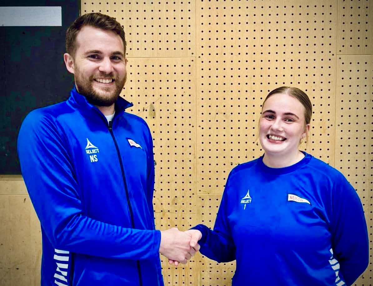 Silja kemur heim aftur til Neistan - Neistin